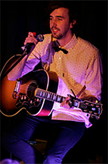 How to Rock an Open Mic Night - Guitar Tricks Blog