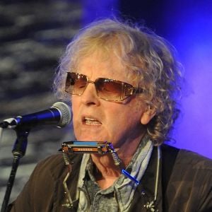Ian Hunter Guitar Lessons and Guitar Tabs