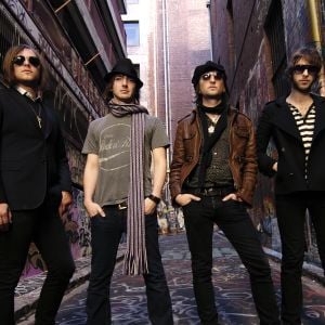 Jet Guitar Lessons and Guitar Tabs